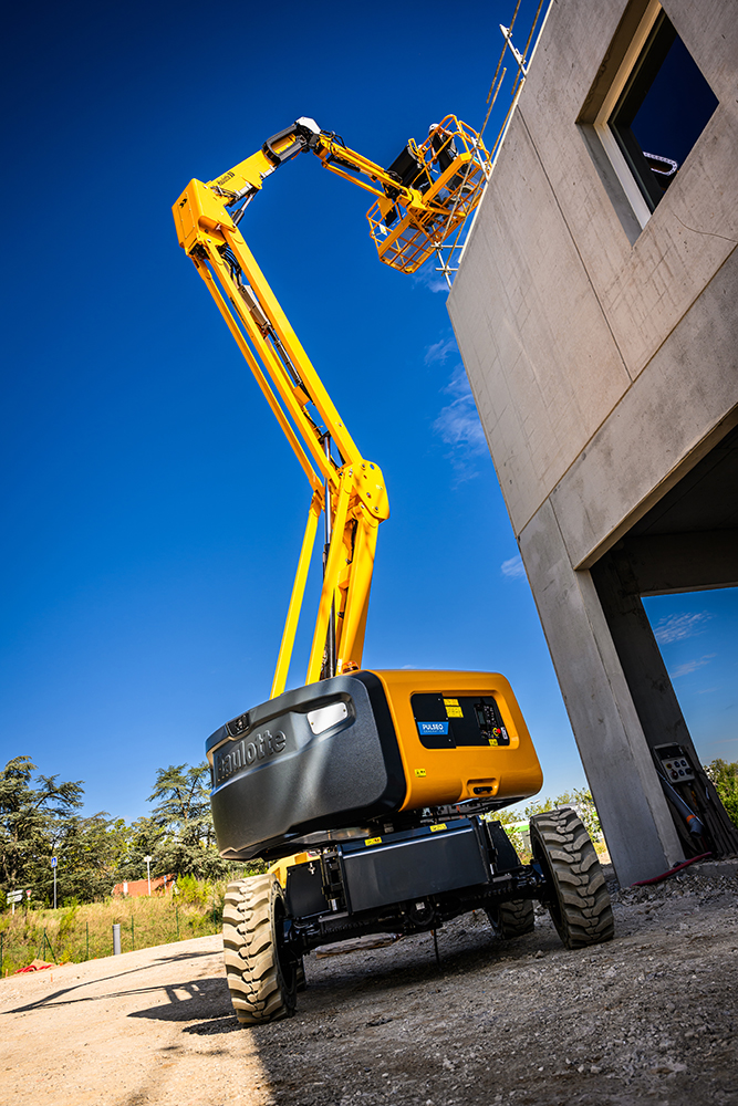 Boom Lifts : Access Equipment (MEWP) - Haulotte North America